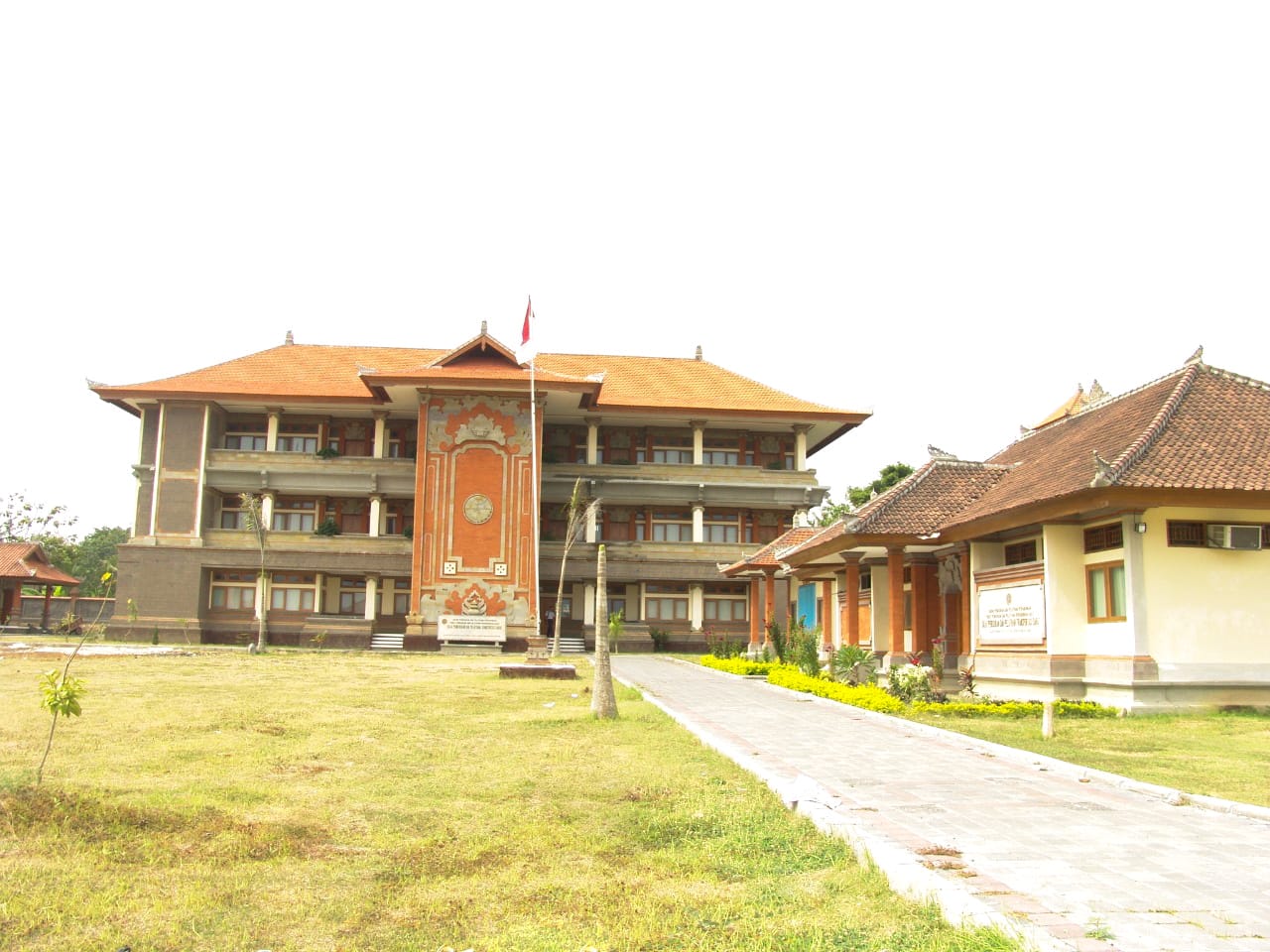 Politeknik Transportasi Darat Bali – Badan Layanan Umum Poltrada Bali